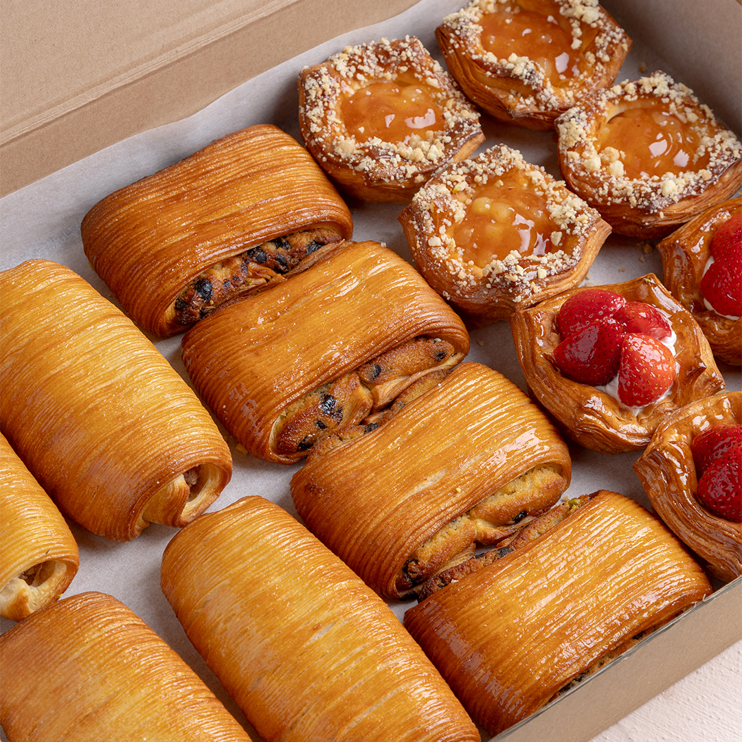 Dessert Tables - Birthday Dessert Table Set Up Packages